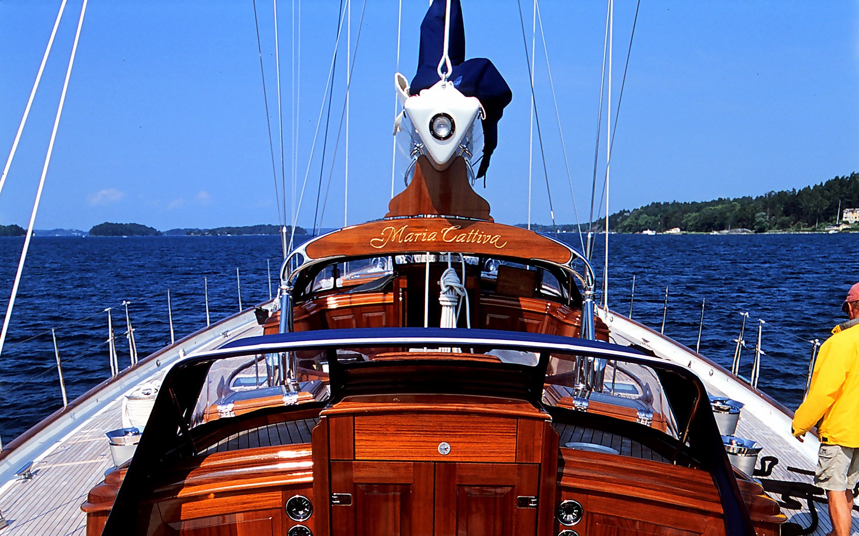 Yacht MARIA CATTIVA, Royal Huisman | CHARTERWORLD Luxury Superyacht ...